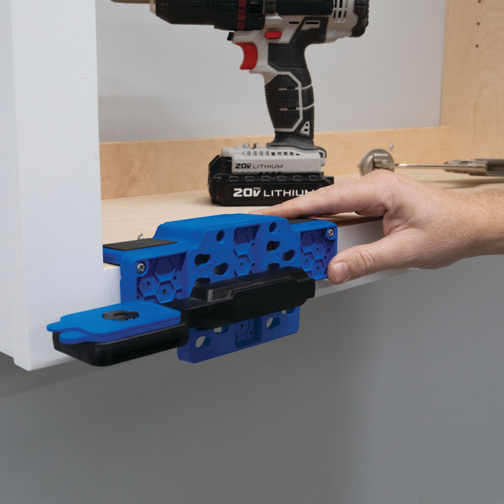 Cabinet Door Mounting Jig | Kreg Tool